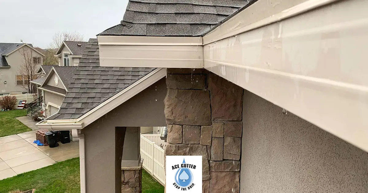 10 Warning Signs of Improper Gutter Installation in Utah | Ace Gutter